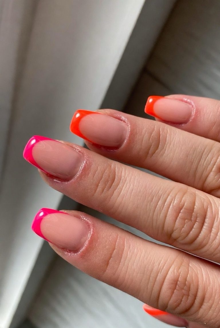 17 Bold and Bright Neon Nails That Instantly Light Up Your Look - Spesh ...