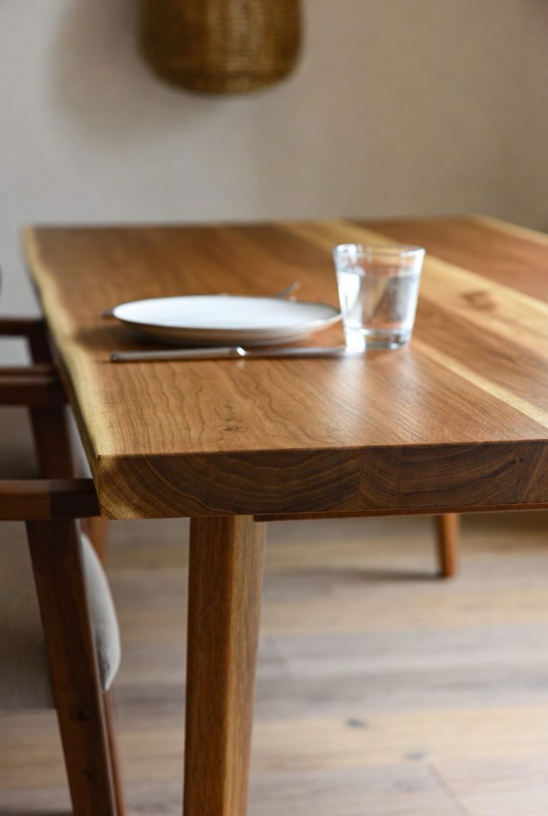 13 Iconic Mid-Century Modern Dining Tables That Elevate Any Space ...
