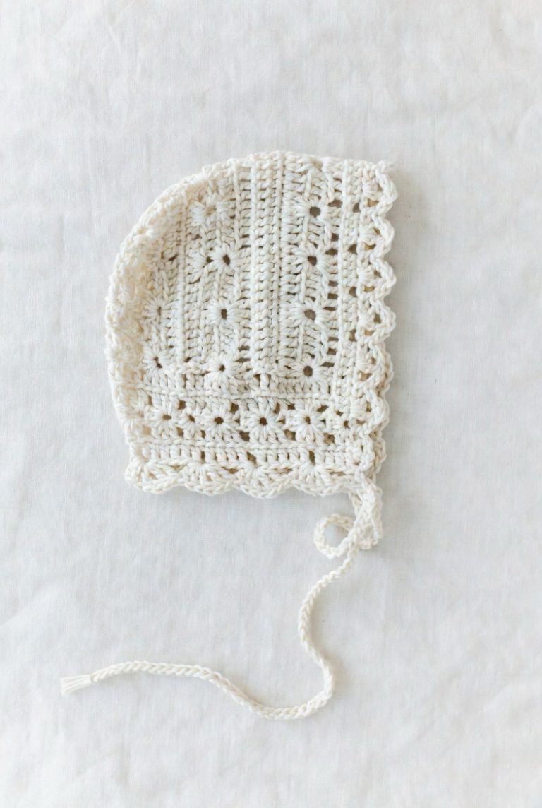 15 Cute and Cozy Crochet Baby Bonnet Ideas - Spesh View