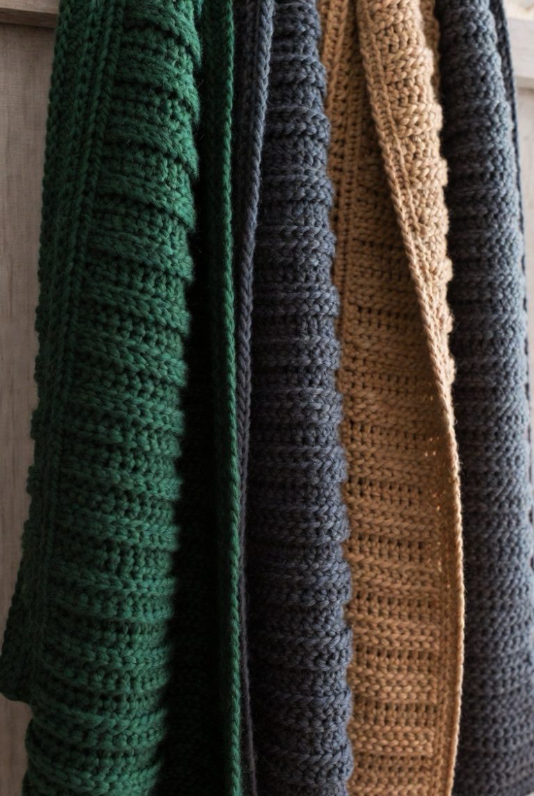 15 Cozy Chunky Crochet Scarves to Warm Up Your Winter Wardrobe - Spesh View