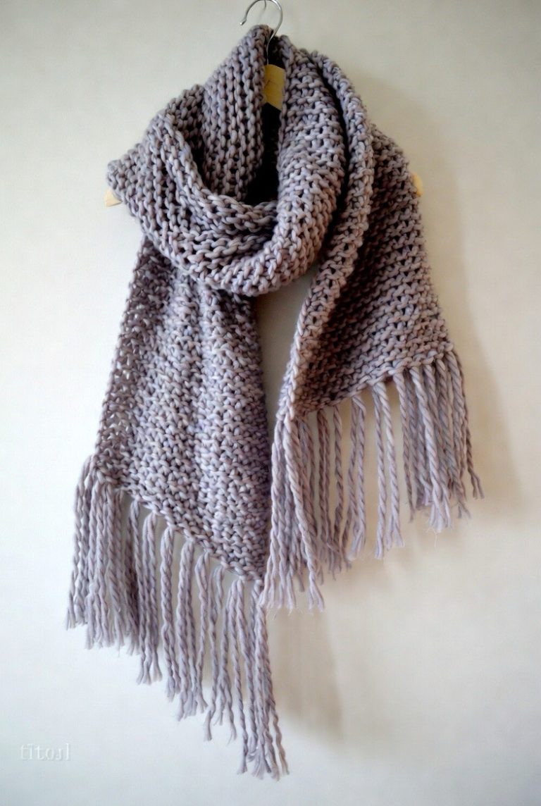 15 Cozy Chunky Crochet Scarves to Warm Up Your Winter Wardrobe - Spesh View